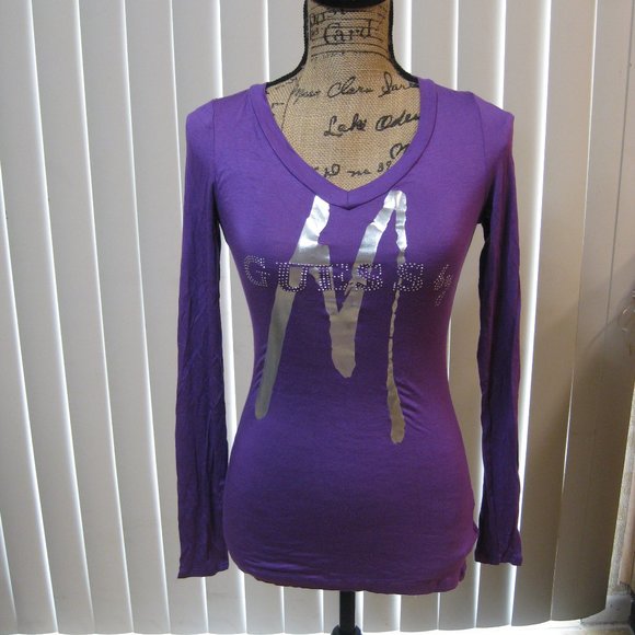 Guess | Tops | Nwot Guess Purple Rhinestone Logo Graphic Tee T Shirt ...